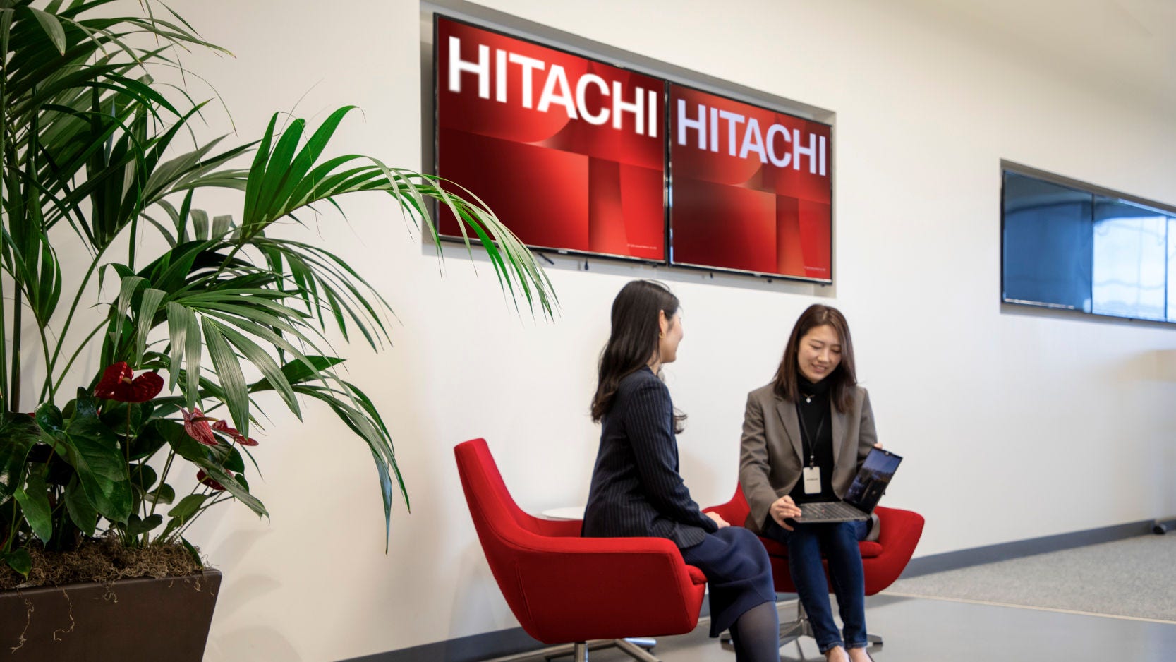 Carreras : Hitachi
